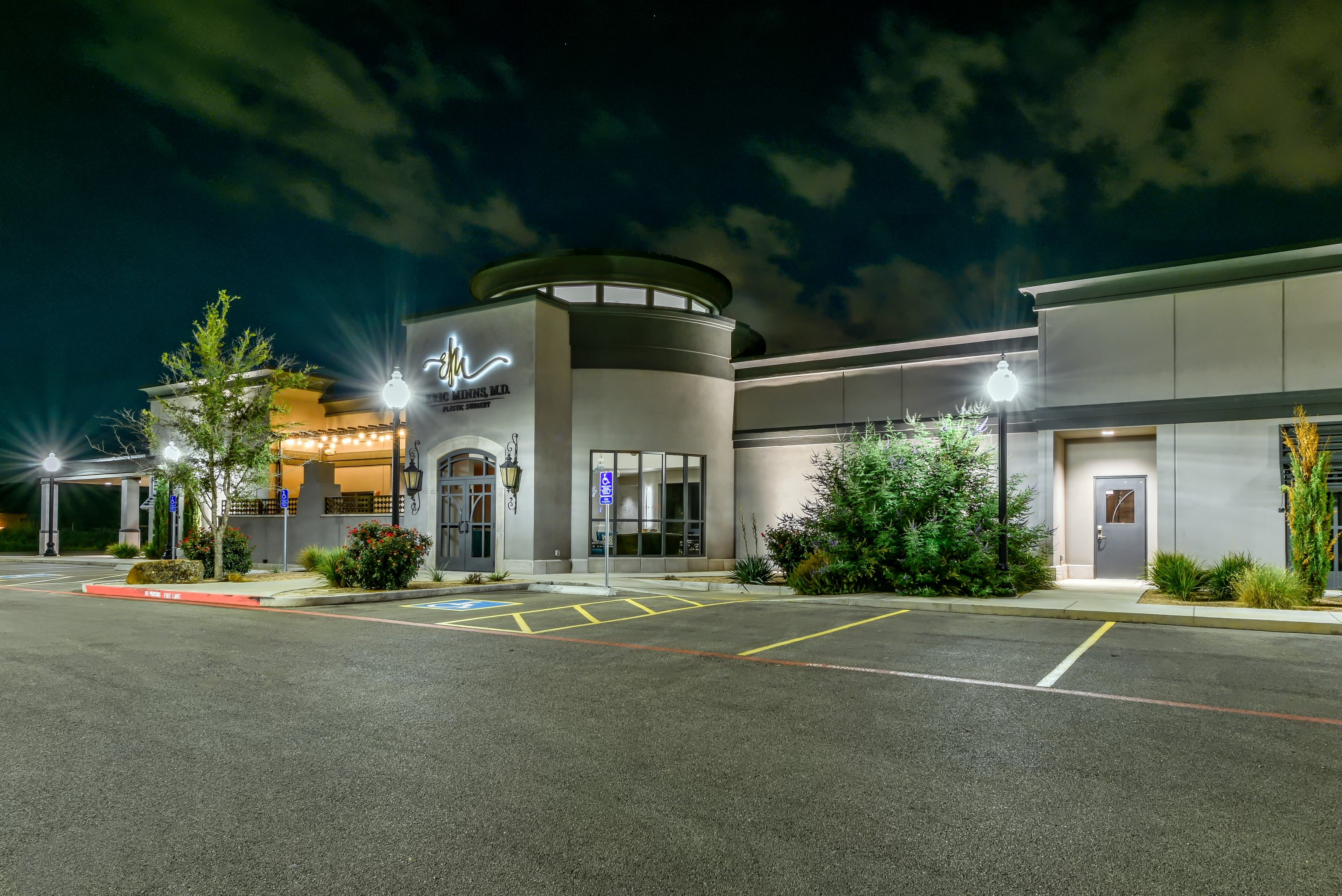 Eric Minns M.D. - Eric Minns M.D. Plastic Surgery Center