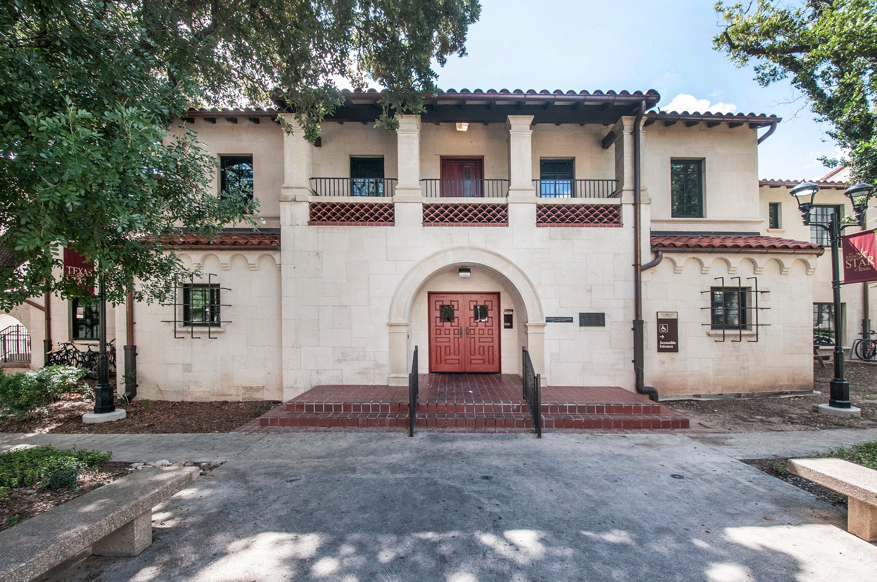 Texas State University - Commons Dining Hall