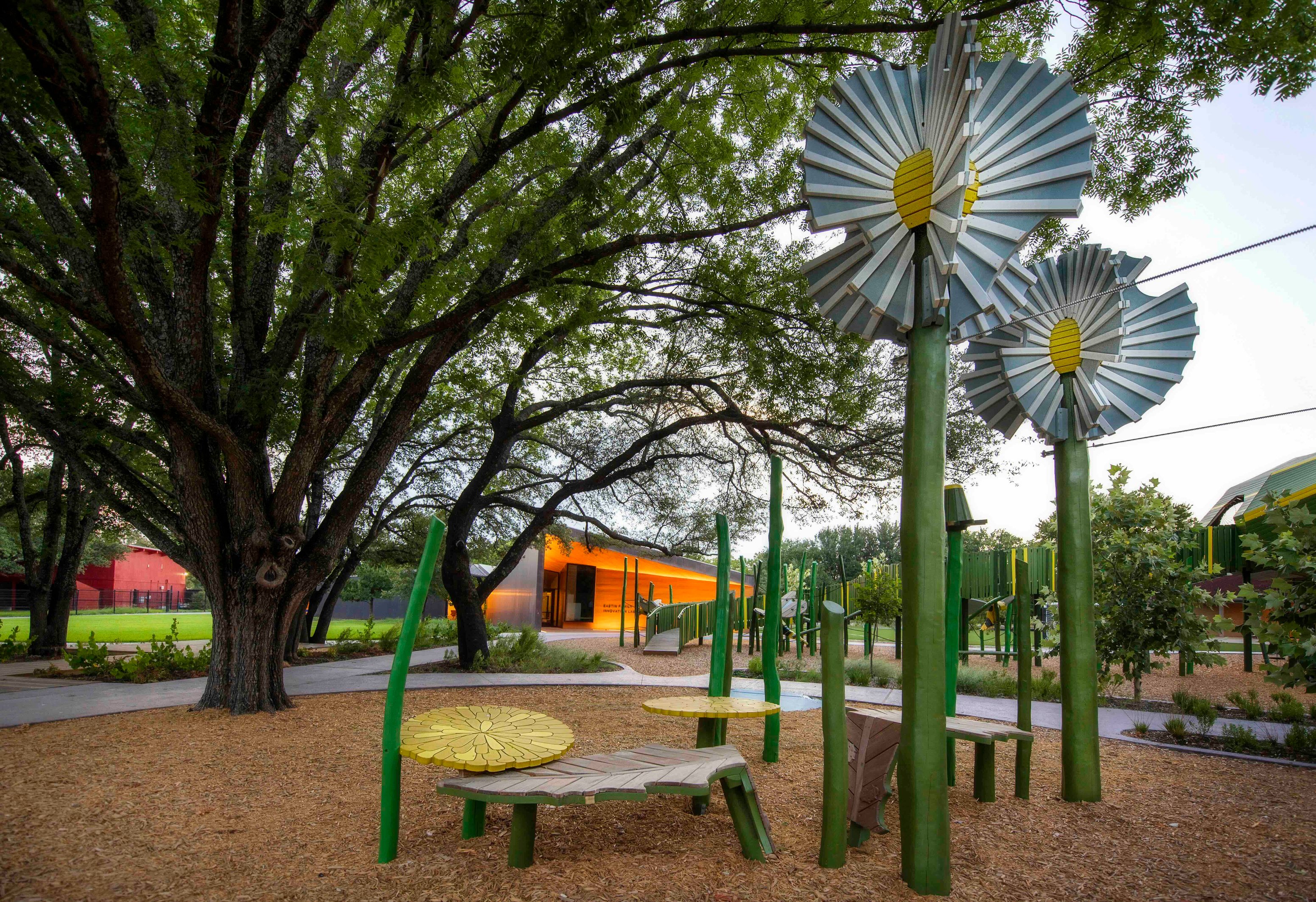 The Lamplighter School - Outdoor Learning Center