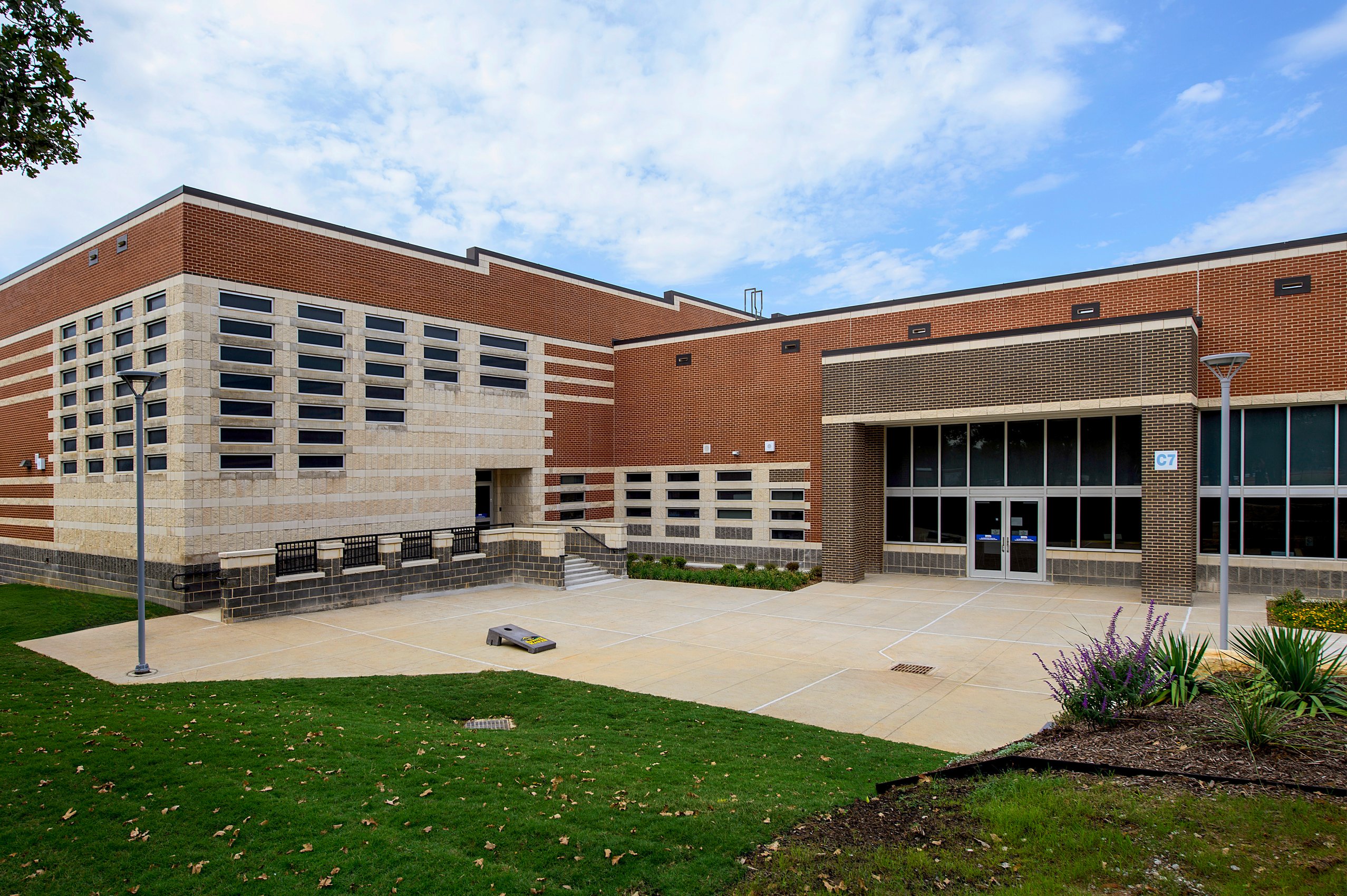 Birdville ISD - Birdville High School Courtyard